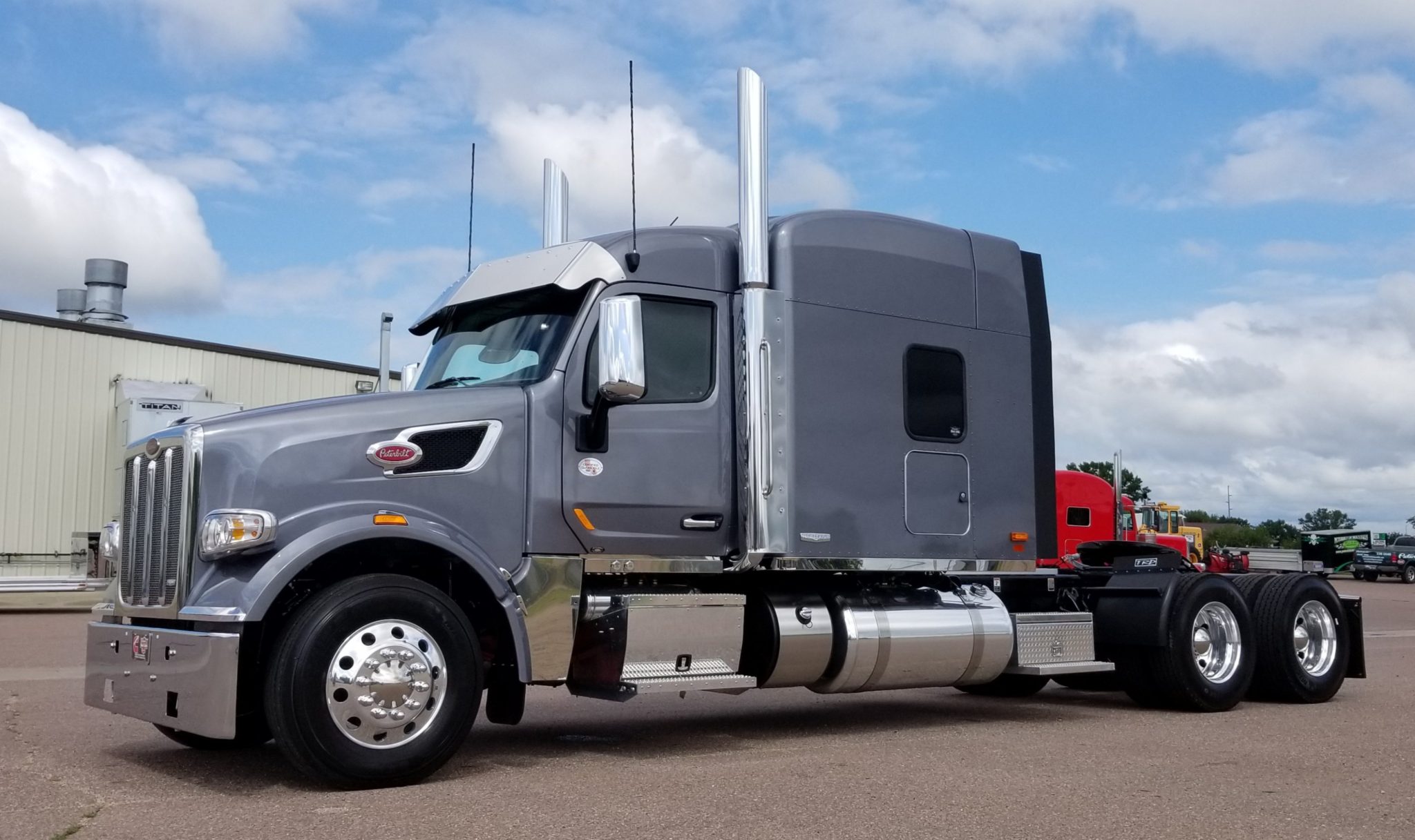 HERITAGE EDITION READY TO GO! - Peterbilt of Sioux Falls
