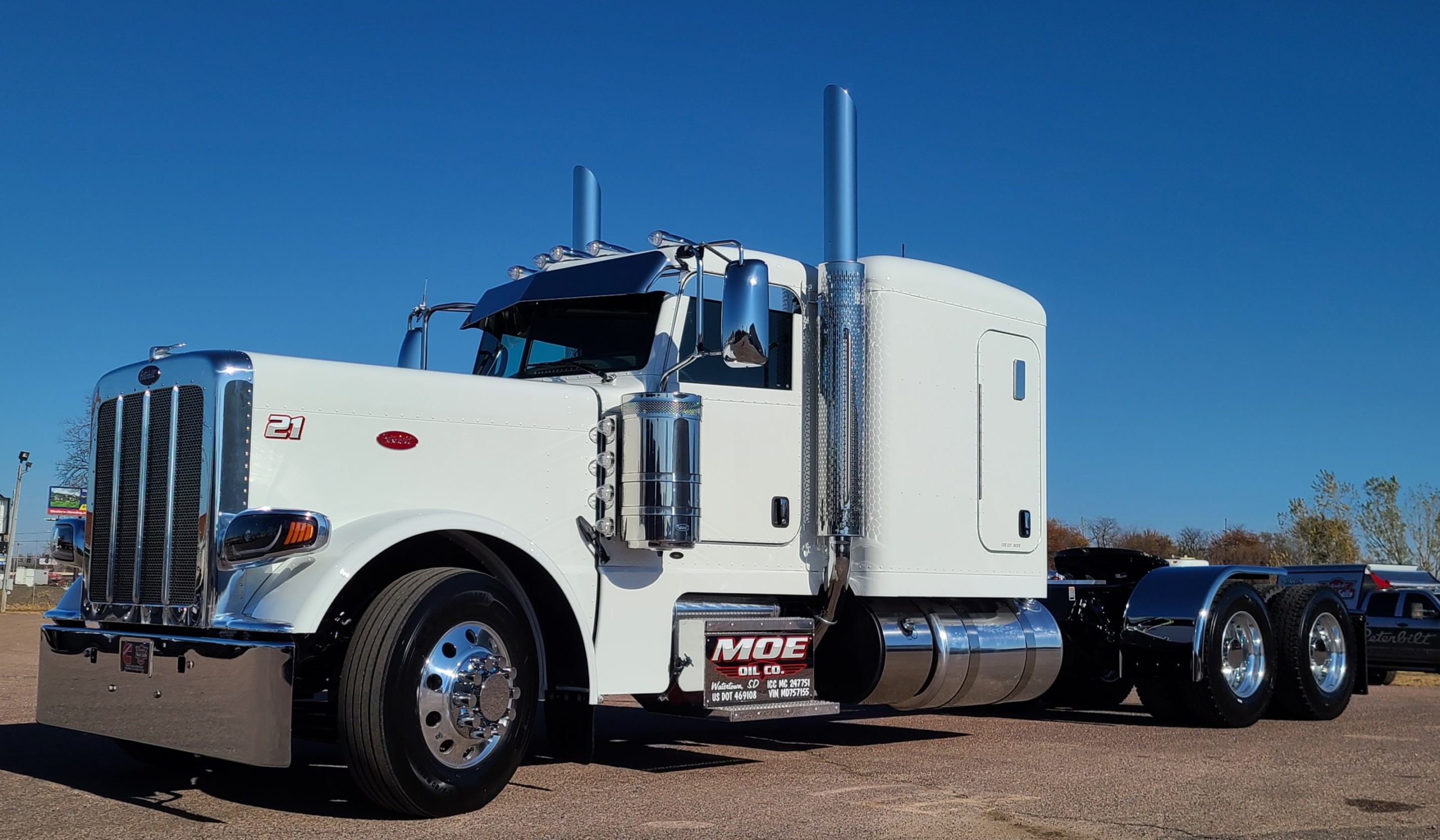 ONE NICE RIDE! - Peterbilt of Sioux Falls