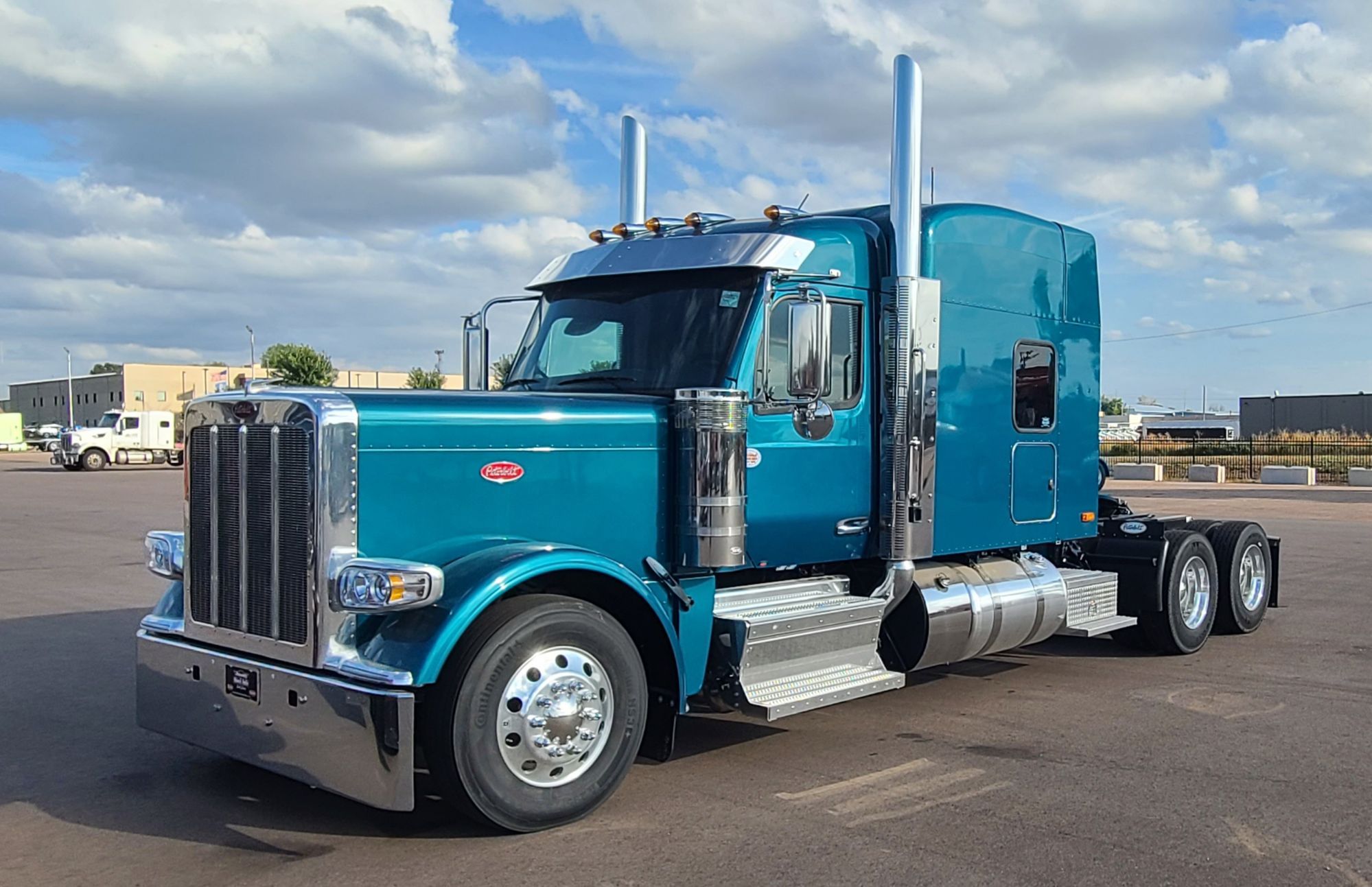 20240918_171525304719642585752891 - Peterbilt of Sioux Falls