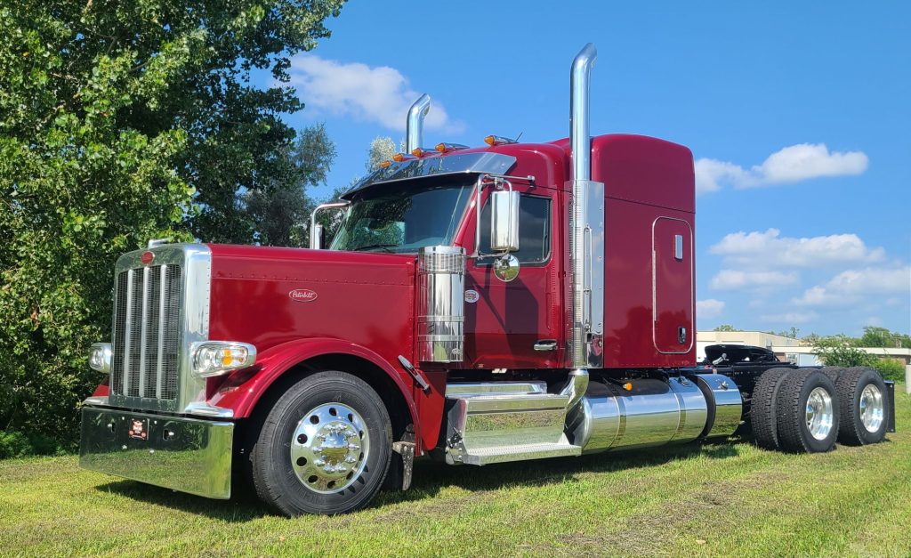 NEW LONG HOOD FOR SALE! - Peterbilt of Sioux Falls